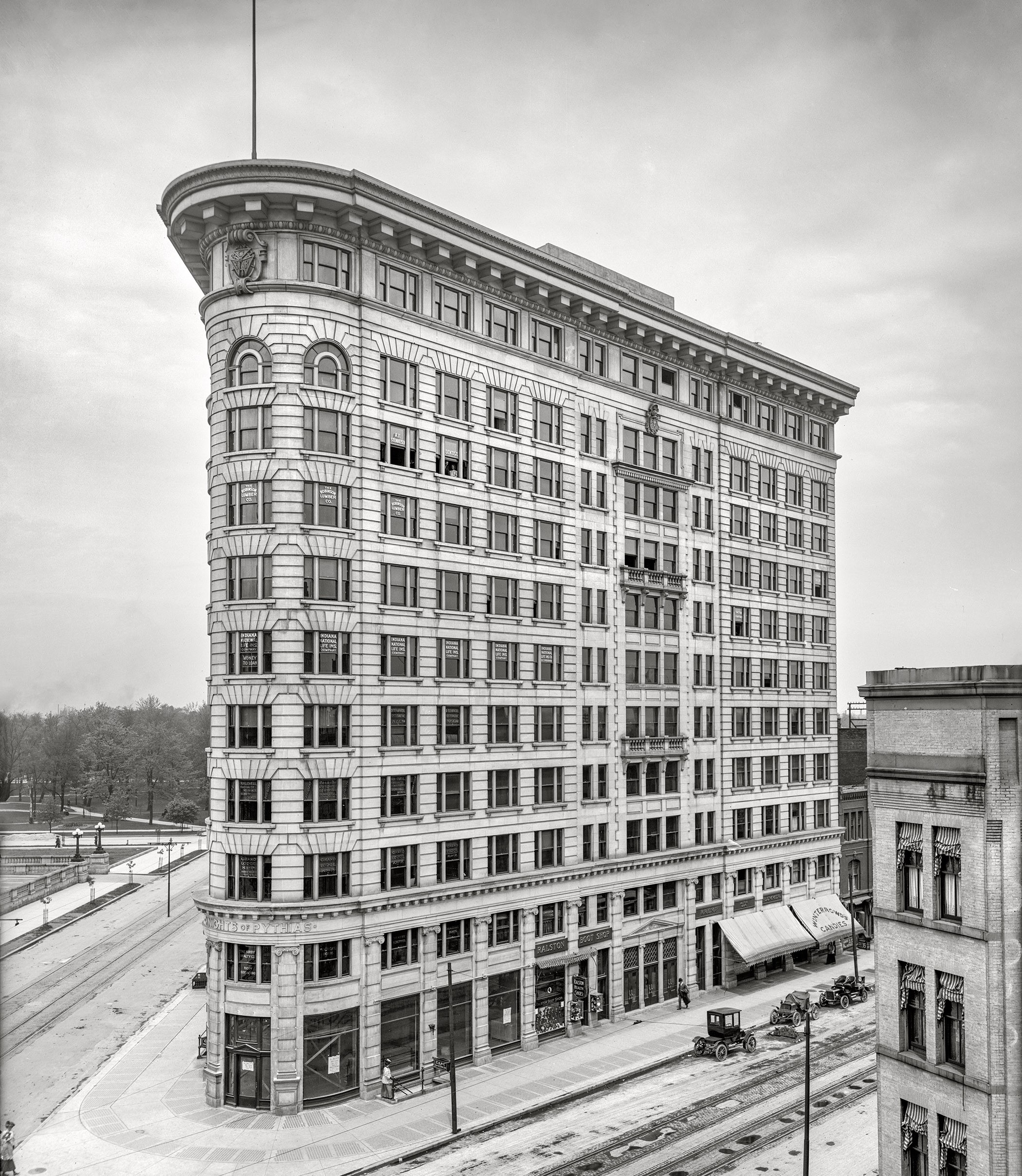 Indianapolis circa 1907. Knights of Pythias Building (Castle Hall ...
